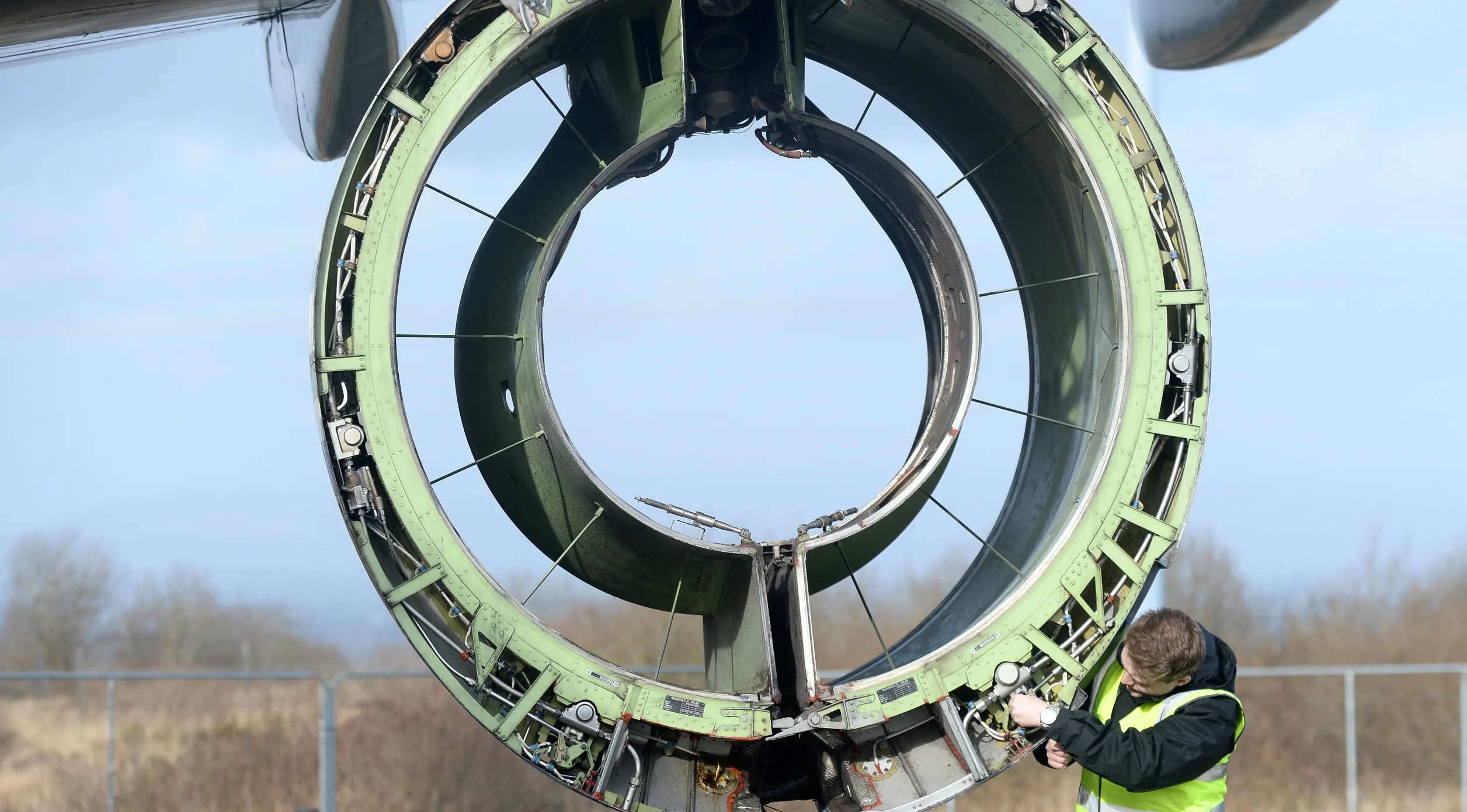 Disassembly | EirTrade Aviation